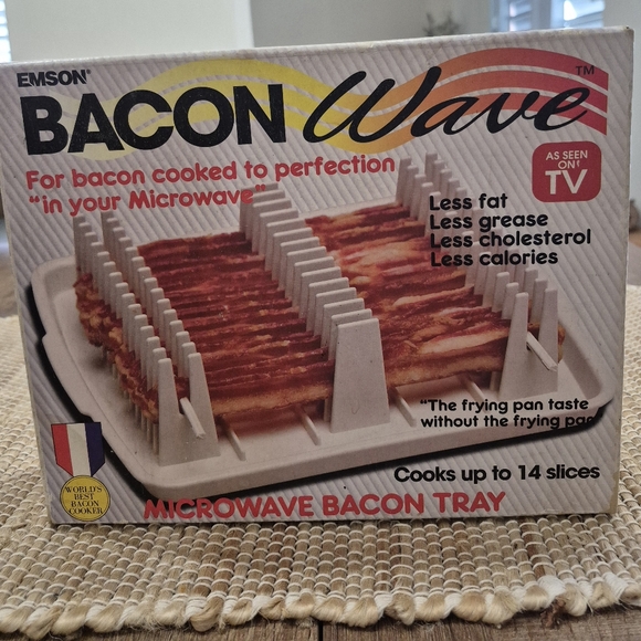 Emson | Kitchen | Vintage Emson Bacon Wave Microwave Tray | Poshmark